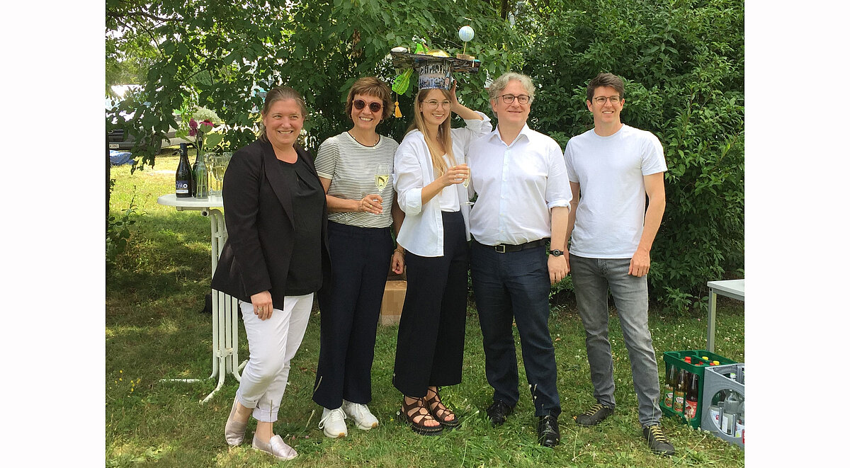 Sara Wolf hat ihre Promotion mit Auszeichnung abgeschlossen! - Mensch ...